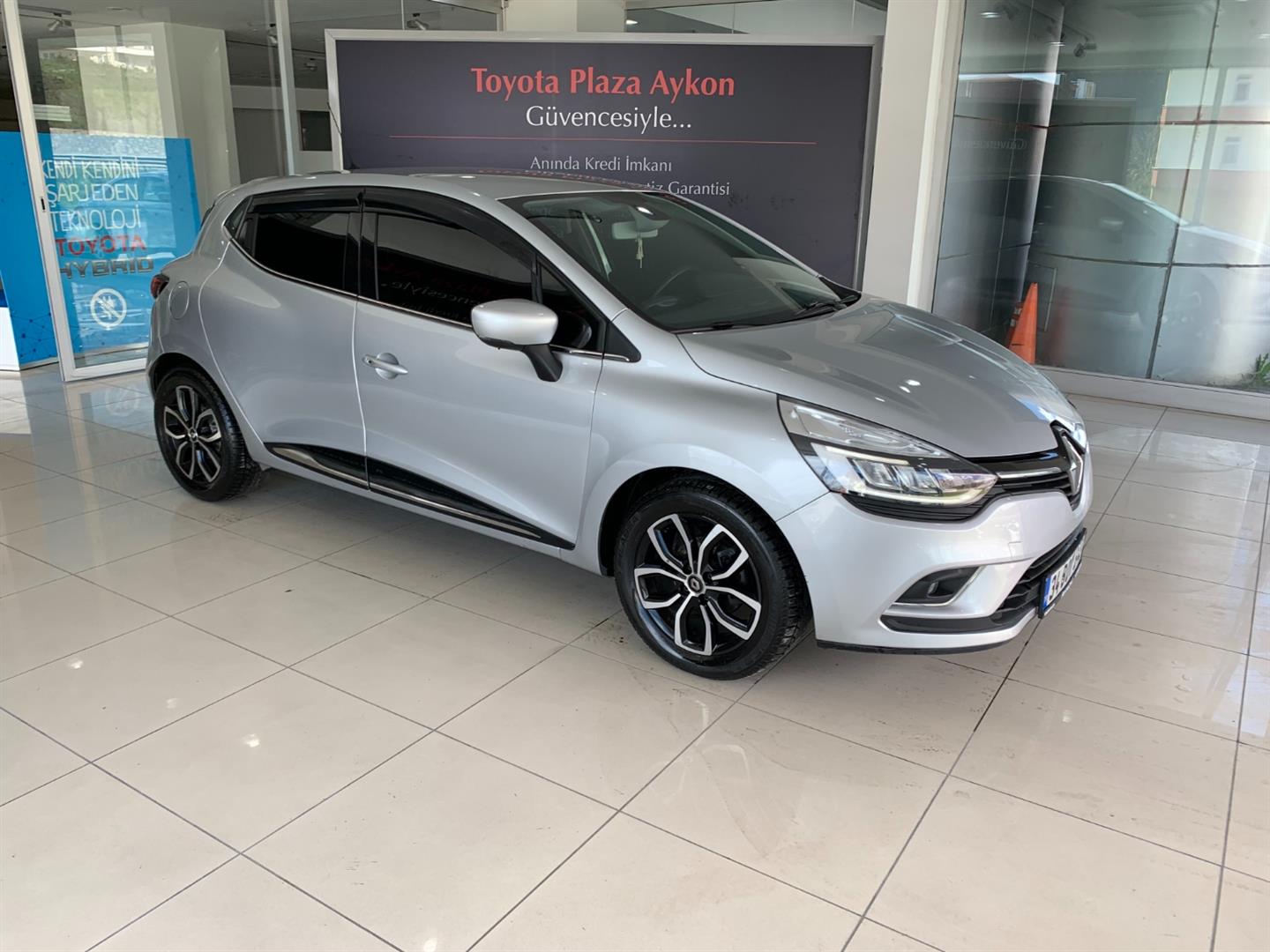 RENAULT CLIO / 1.5 DCI ICON EDC Dizel