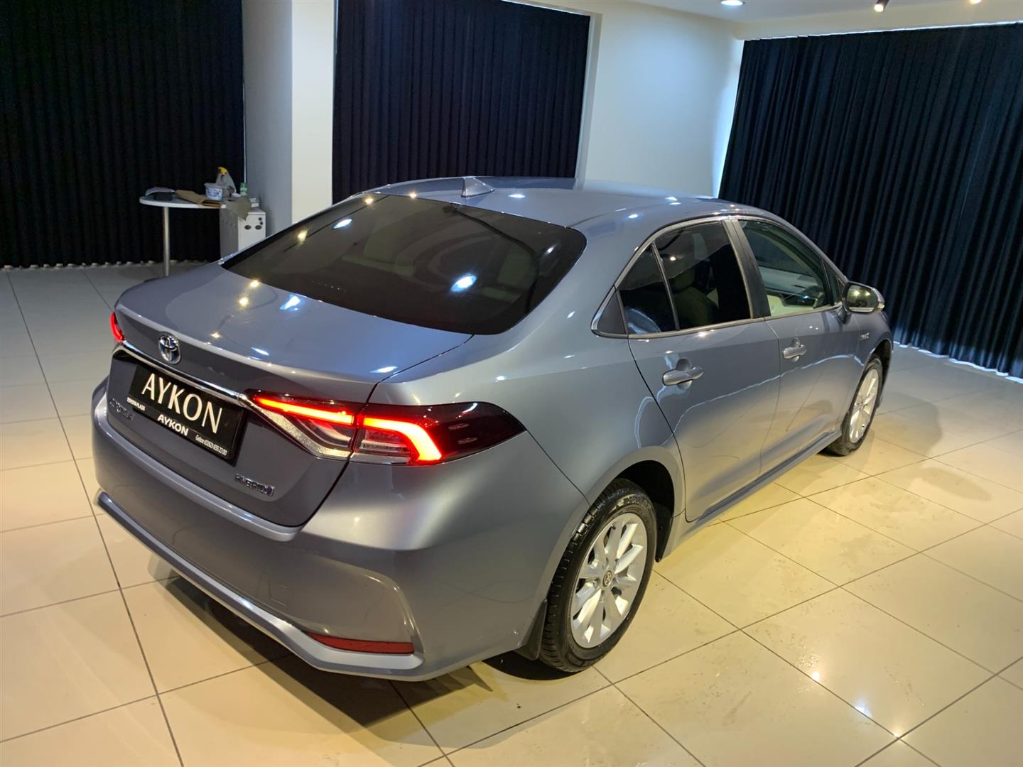 TOYOTA COROLLA / 1.8 HYBRID FLAME E-CVT Hybrit