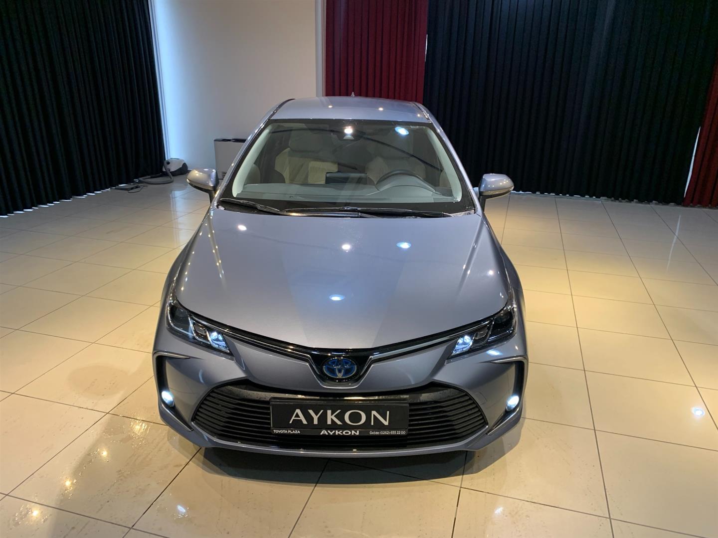 TOYOTA COROLLA / 1.8 HYBRID FLAME E-CVT Hybrit
